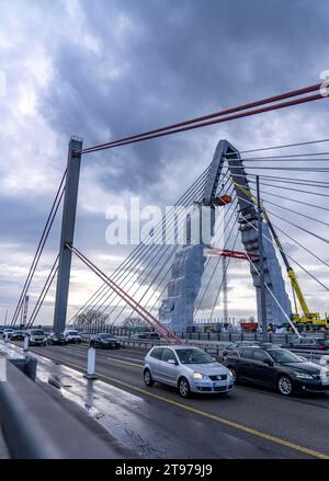 Neubau der Autobahnbrücke der A1 über den Rhein BEI Leverkusen, nach der Fertigstellung der ...
