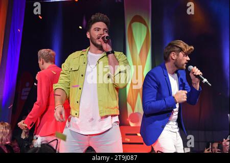 Zeitflug Deniz Fingskes, Martin Madeja, Dominic Fischer - AIDS-Gala ...