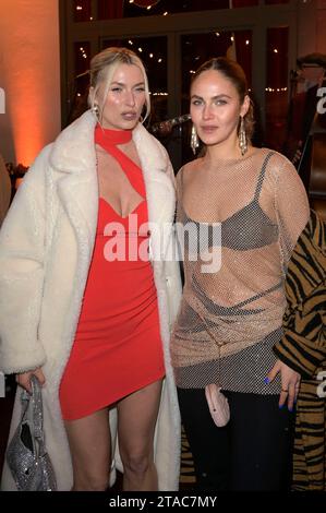 Elena Carriere BEI der Leger de Lena Gercke Holly Jolly Christmas Party im Coccodrillo. Berlin ...