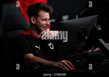 HELSINKI, FINLANDE - 30 NOVEMBRE : David 'Frozen' Cernansky de MOUZ ...