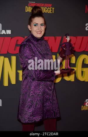 Maddy Lucy Dann arrive pour une projection spéciale de Chicken Run ...