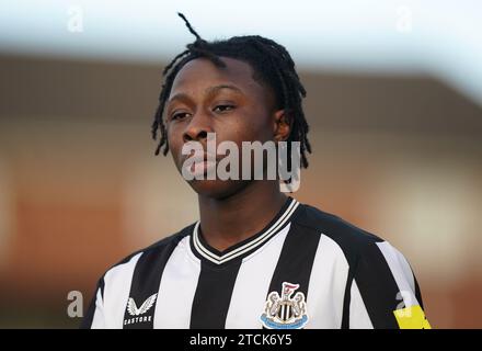 Trevan Sanusi de Newcastle United lors du match de l'UEFA Youth League ...