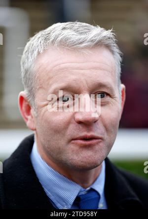 Entraîneur Richard Hobson pendant la deuxième journée de la réunion de ...