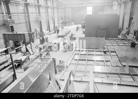 Hall de montage Mulder et Rijke (intérieur), IJmuiden, pays-Bas ...