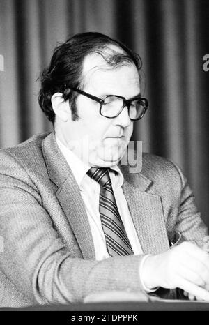 V. Gelder papier, Van Gelder & Zonen Paper Factory Velsen, 28-11-1977 ...