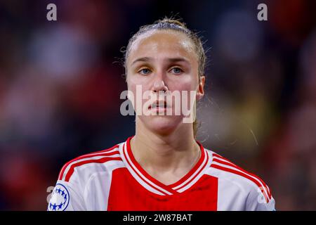 AMSTERDAM, NIEDERLANDE - DÉCEMBRE 20 : Rosa van Gool (AJAX Amsterdam ...