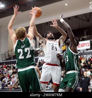 6 janvier 2024 - l'attaquant de'Sean Allen-Eikens de Northridge ...