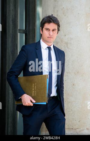 Photo - le ministre adjoint des comptes publics Gabriel Attal vu à l ...