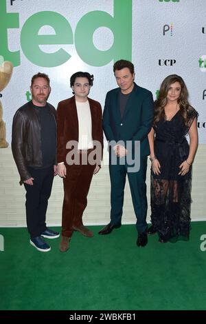 Scott Grimes, Max Burkholder, Seth MacFarlane et Giorgia Whigham BEI ...