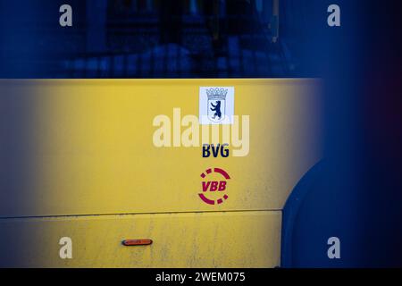 DAS logo der Berliner Verkehrsbetriebe BVG am Betriebshof Birtz am 26 ...