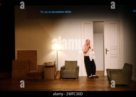 David Ruland als Lukas während der Fotoprobe für das Stück Postkarten ...