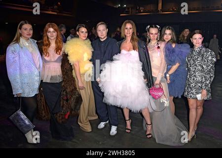 Marie von den Benken, Jennifer Ulrich und Anne Werner BEI der Danny ...