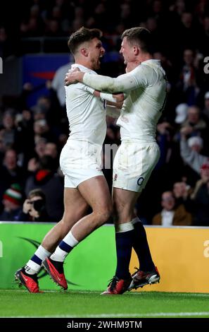 L'anglais Fraser Dingwall célèbre son essai avec Henry Slade lors du ...