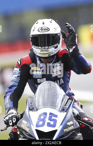 ASSEN - Tan Smits (NED) sur sa Yamaha réagit après la deuxième course ...