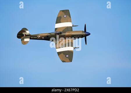 Spitfire FR Mk. XIVe MV293 s'affiche au Best of British Air Show ...
