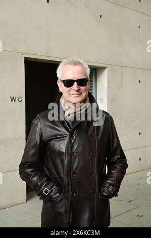 Gerd Michaelis BEI der Gedenkfeier für den verstorbenen Gitarristen von ...