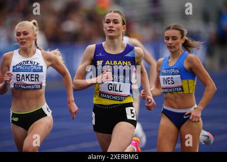 Phoebe Gill en action dans les manches du 800 m féminin pendant la ...