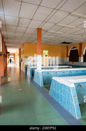 La Mosquée bleue a une zone dédiée au wudu (ablution) pour la ...