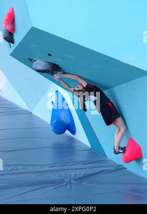 La Grande-Bretagne Erin McNeice lors de la finale féminine Boulder ...