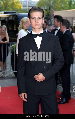 Luke Matt Röntgen beim hommage au Bambi 2024 im JW Marriott Hotel ...