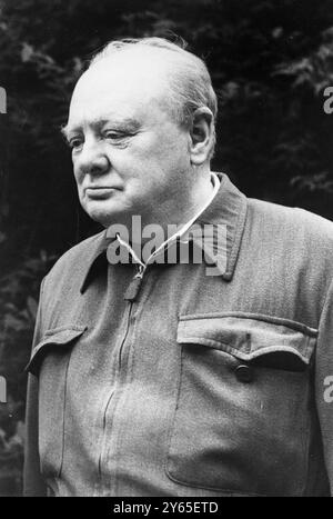 Winston Churchill en costume de sirène, 1943 Photo Stock - Alamy
