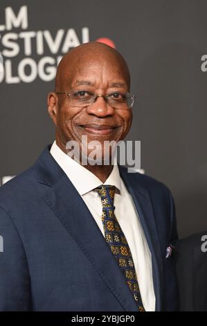 Der US amerikanische Sportler Edwin Moses, Leichtathletik Legende kommt ...