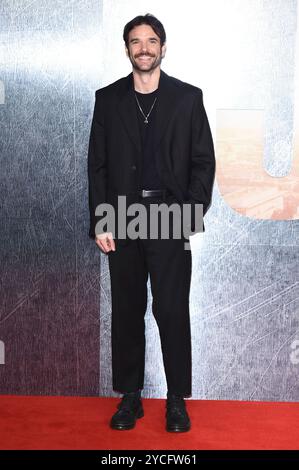 Jon Arias BEI der Premiere der Miniserie le jour du Jackal in der Queen ...