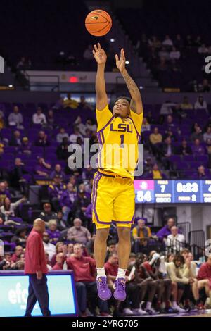 03 décembre 2024 : Jordan Sears (1) de la LSU se dirige vers le panier ...