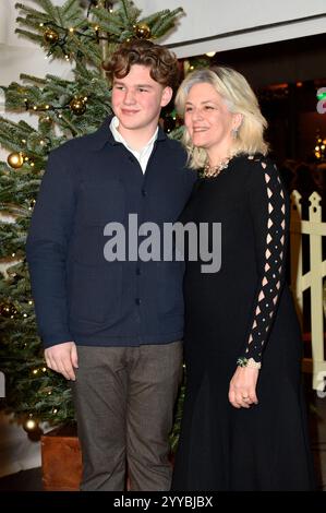 Martina Gedeck mit Neffe Anton und Bernhard Paul BEI der Premiere des ...
