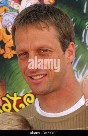 TONY HAWK RUGRATS GO WILD PREMIÈRE MONDIALE DE CINERAMA DOME HOLLYWOOD ...