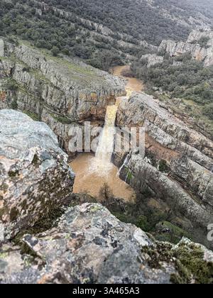 Cascada de la Cimbarra, une superbe cascade en Espagne, cascades sur ...