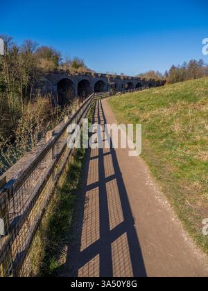 Arundel Aquaduct, Capel's Mill, Thames and Severn canal, Towpath ...