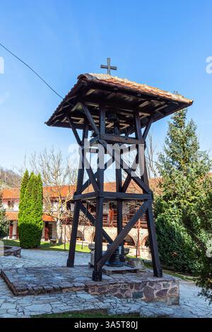 Le monastère de Banjska est un monastère orthodoxe serbe situé dans le ...