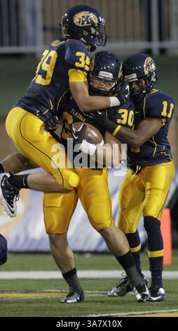 20 octobre 2012 - Kent, OH, USA - Norman Wolfe de Kent State, à gauche ...