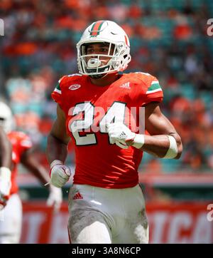02 septembre 2017 : le dos défensif des Miami Hurricanes Dee Delaney (3 ...