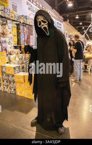 Scream Cosplayer auf der WonderCon 2025 im Anaheim Convention Center ...