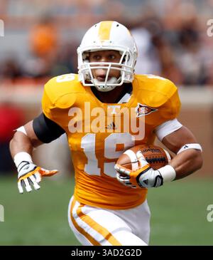 01 octobre 2011 - Knoxville, Tennessee, États-Unis - DEVRIN YOUNG (19 ...