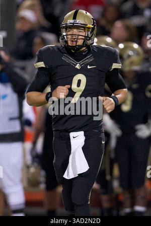 01 octobre 2011 : le quarterback de Purdue Robert Marve (#9) lors d'un ...