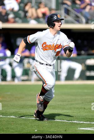 03 mars 2012 : le lanceur Kyle Ottoson #36 de l'Oklahoma State ...