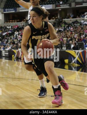 03 mars 2012 : la garde de Purdue Boilermakers Antionette Howard (2 ...