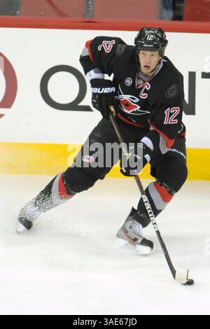 20 janvier 2012 : Eric Staal #12 en action lors d’un match dans la LNH ...