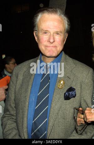 27 novembre 2001 ; Los Angeles, CA, États-Unis ; les acteurs JONATHAN ...