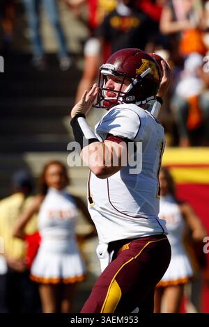 03 septembre 2011 : quarterback Max Shortell #11 des Gophers du ...