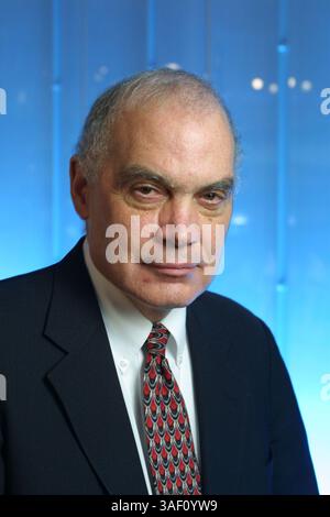 01 janv. 2001 ; El Segundo, CA , États-Unis ; HARRY PEARCE, président ...