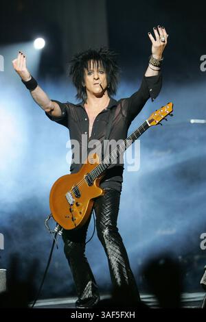 02 juillet 2005 ; Los Angeles, CA, États-Unis ; le guitariste STEVE ...