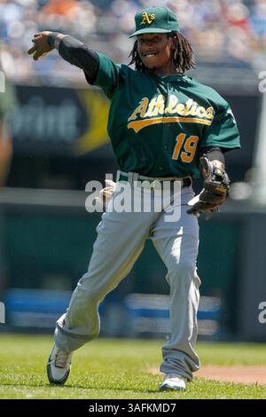 02 juin 2012 : Jemile Weeks #19 des Oakland Athletics en action pendant ...