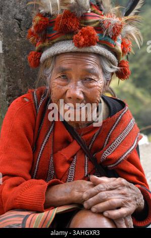 6 octobre 2014 - Philippines - femmes de la tribu Ifugao. Rizières en terrasses. Point de vue ...