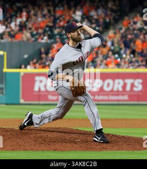 19 mai 2017 : Lonnie Chisenhall (8), le bon terrain des Cleveland ...