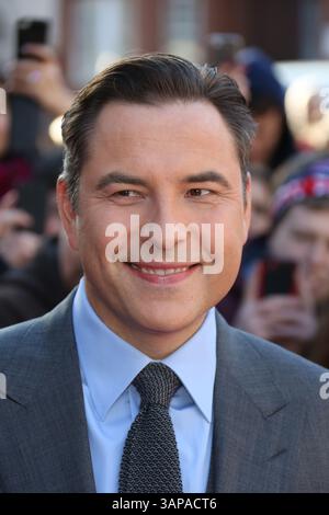 Britains Got Talent auditions tenues au London Palladium - Arrivées en ...