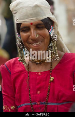 02 mai 2011 - Belgaum, Karnataka, Inde - le peuple tribal tzigane ...